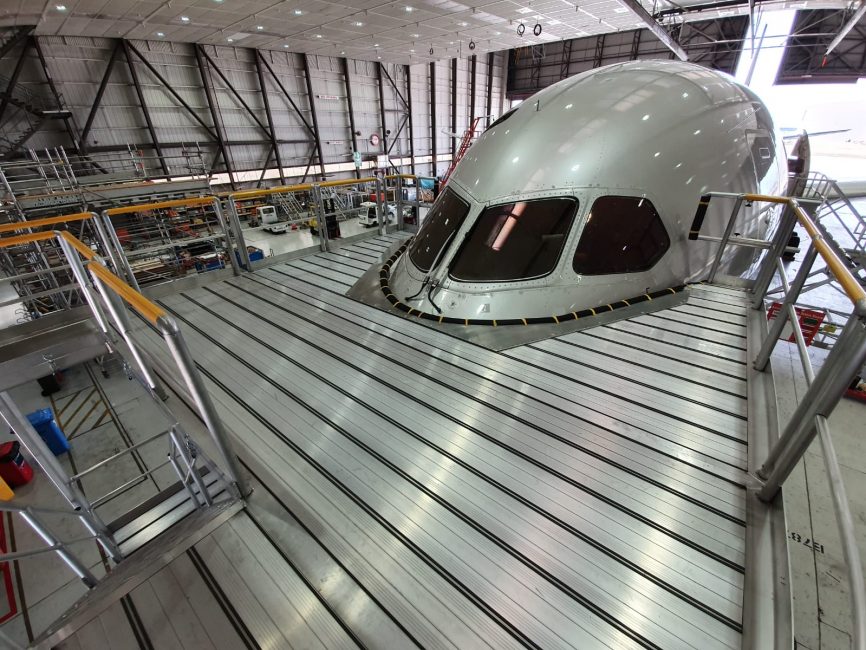 Product Profile – B787 Windscreen Access Platform – NO BOLT