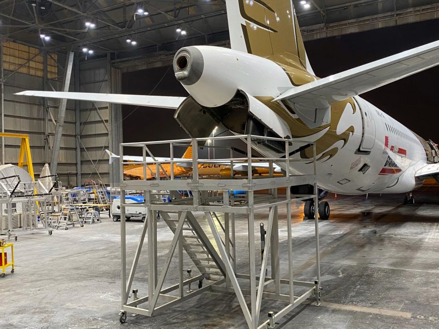 New Product Launch – A320 APU Access Platform – NO BOLT