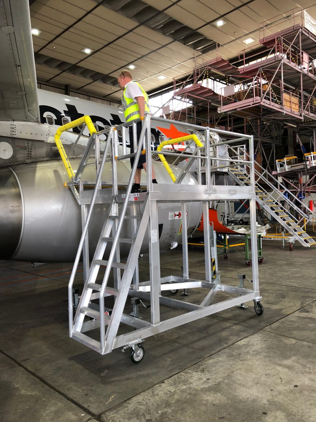 Product Profile – A320 Line Pylon Access with restraint – NO BOLT